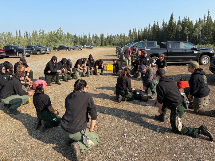 Mat-Su Type 2 Crew arrives in Tok to help out on 7 Mile Lookout Fire ...