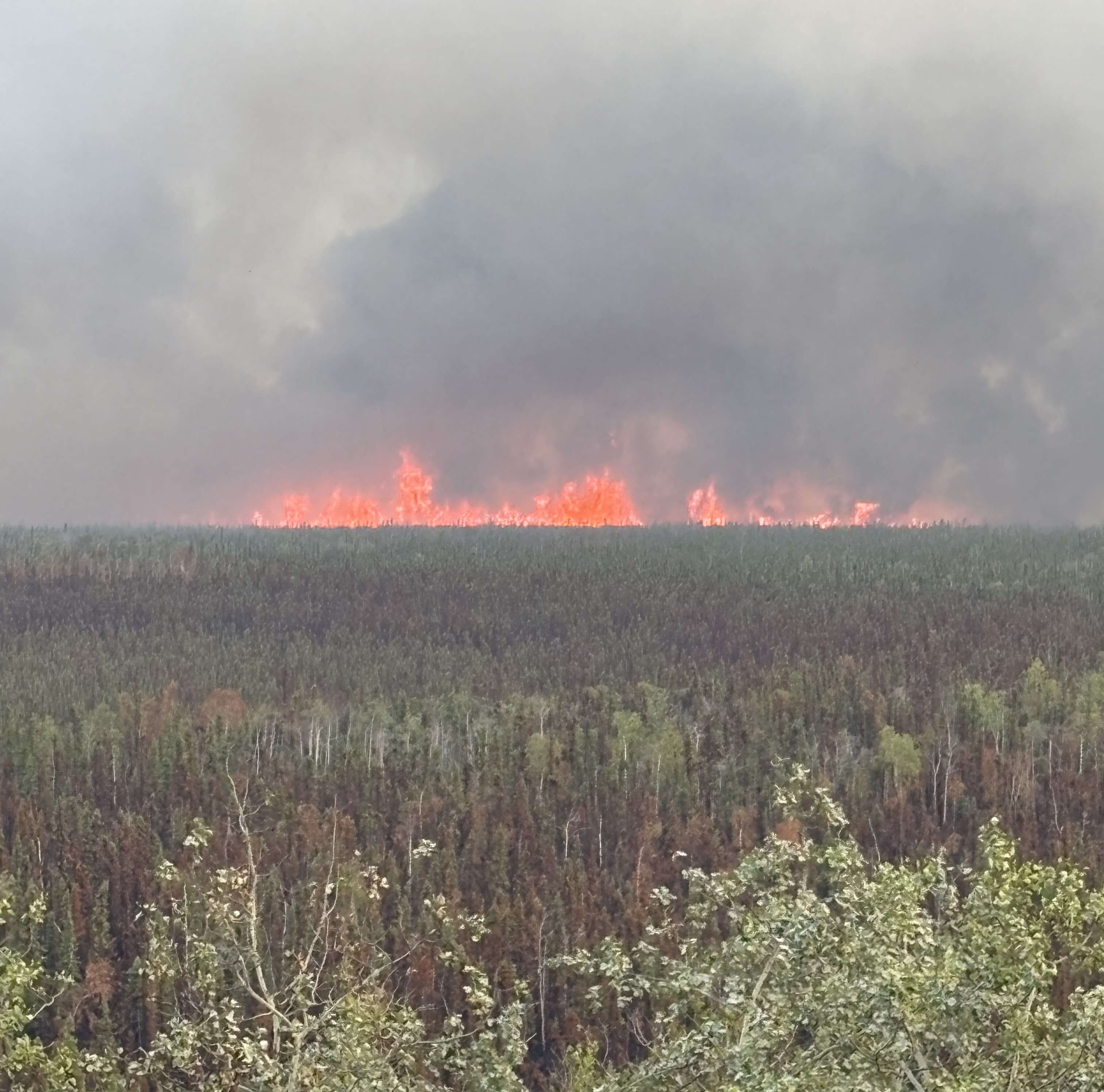 Saint George Creek Fire Evacuation Level Expanded as Red Flag Warnings ...